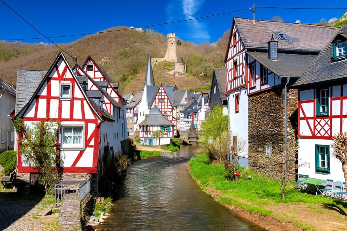 13 Most Beautiful German Villages to Visit in 2025 - OhThePlacesWeSee