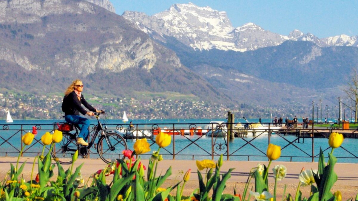 Things to Do in Annecy France You Shouldn't Miss - OhThePlacesWeSee