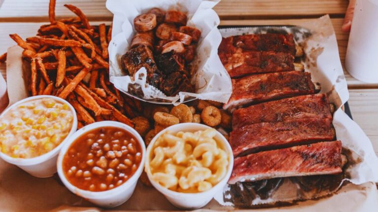 33 Places to Eat in Kansas City for Food Lovers - OhThePlacesWeSee